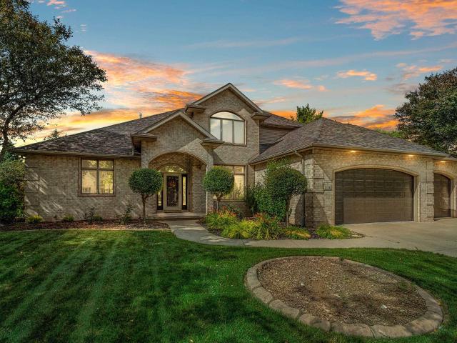 236 e thornbrook lane