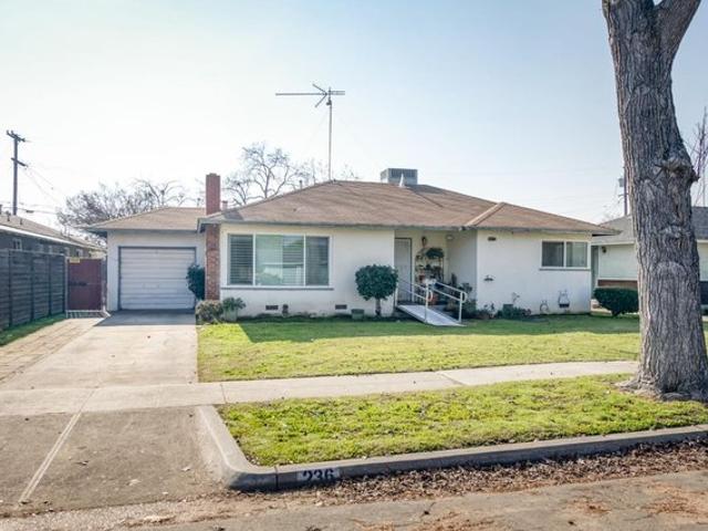 236 E Garland Ave, Fresno, CA 93704