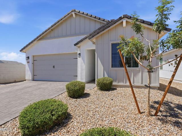 236 e leland road