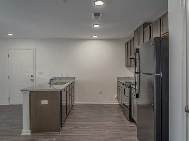 236 E Littleton Rd, Roanoke Rapids, NC 27870