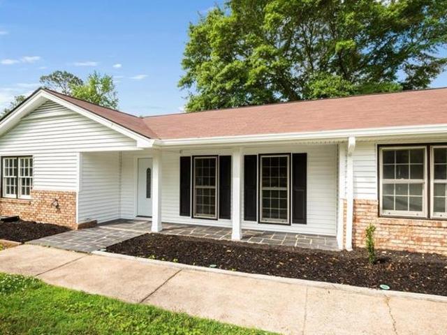 236 King Arthur Dr, Lawrenceville, GA 30046