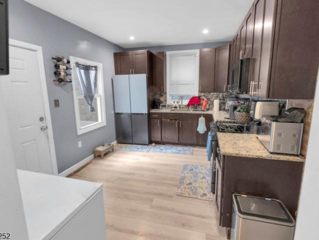 236 Halsted St