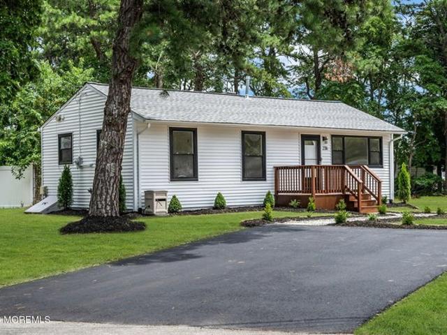 236 Orangewood Dr, Brick, NJ 08723