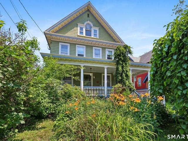 236 Oxford St, Hartford, CT 06105