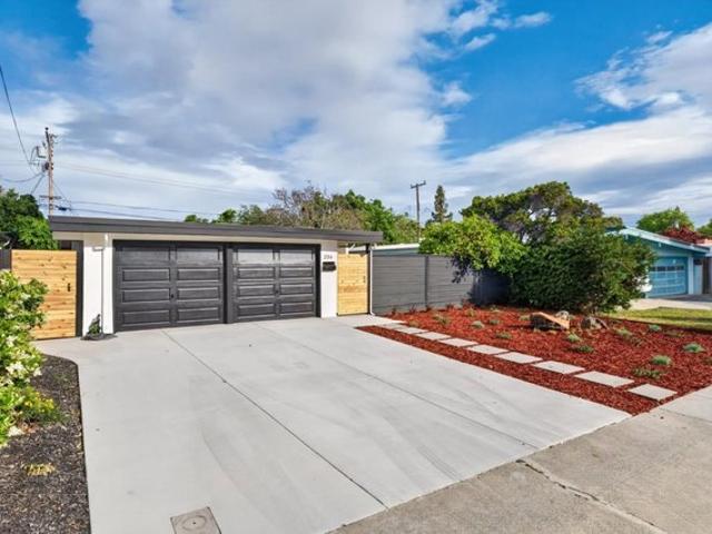 236 Lassen Ave, Mountain View, CA 94043