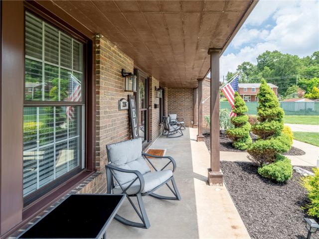 236 Lisa Dr