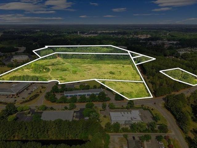 236 Magnolia Dr, Smithfield, NC 27577