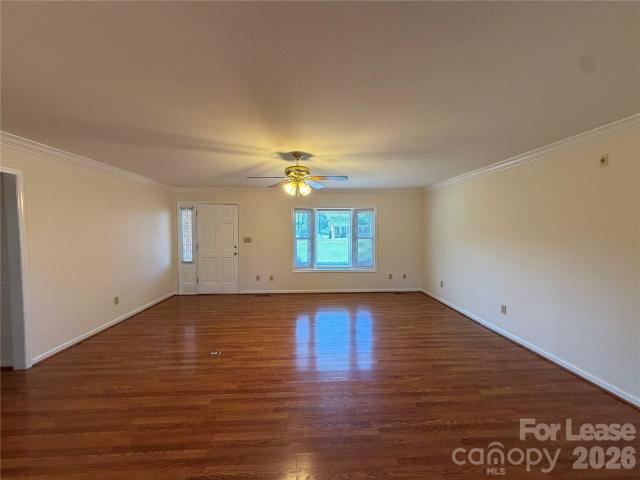 236 Meadow Oaks Drive