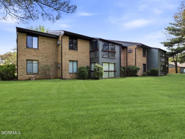 236 Medford Court Unit J