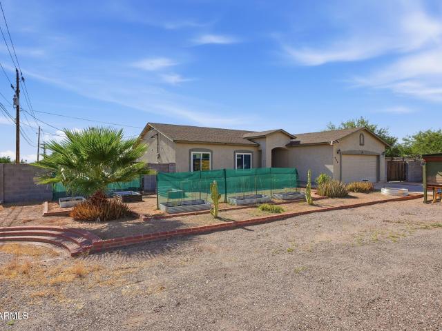 236 n thunderbird drive