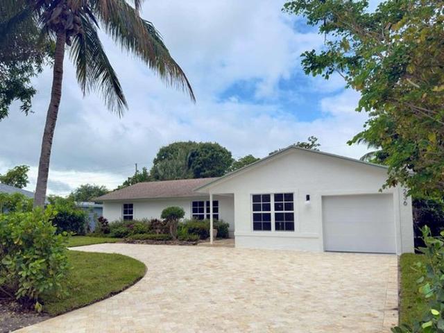 236 SE 3rd Ave, Delray Beach, FL 33483