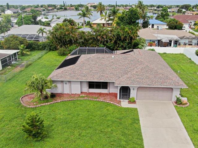236 SE 20th Ct, Cape Coral, FL 33990 | MLS #2025007