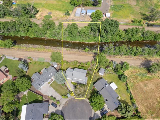 236 SE 20th PL