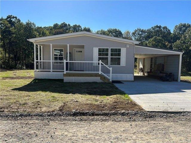 236 Sunny Hill Dr, Valencia, PA 16059