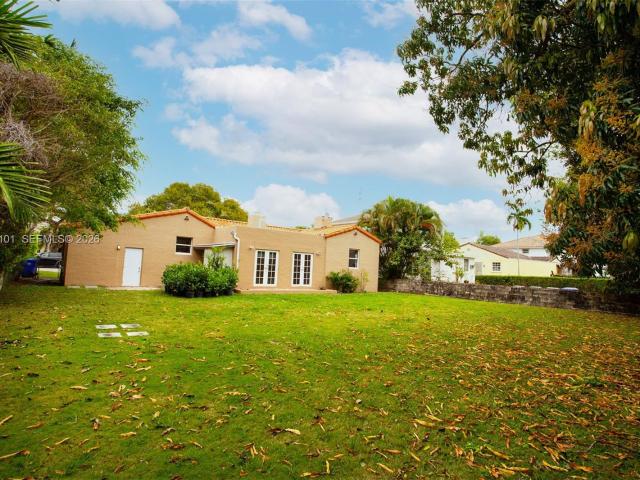 236 SW 28th Rd, Miami, FL 33129 | MLS #A11944