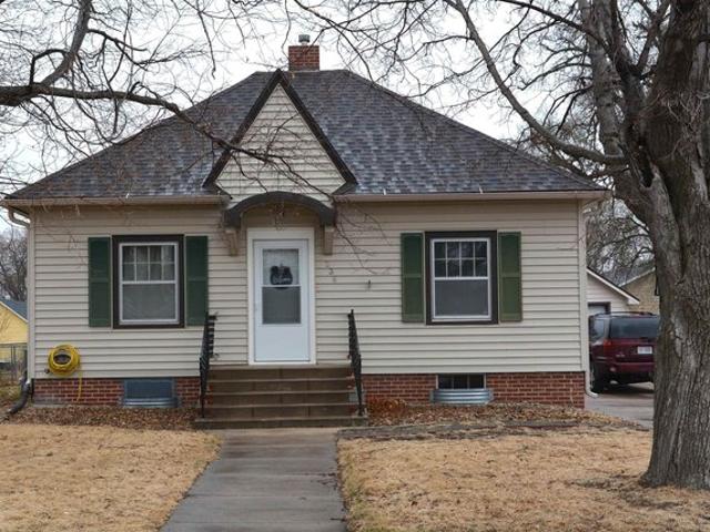 236 Park Ave, Minden, NE 68959