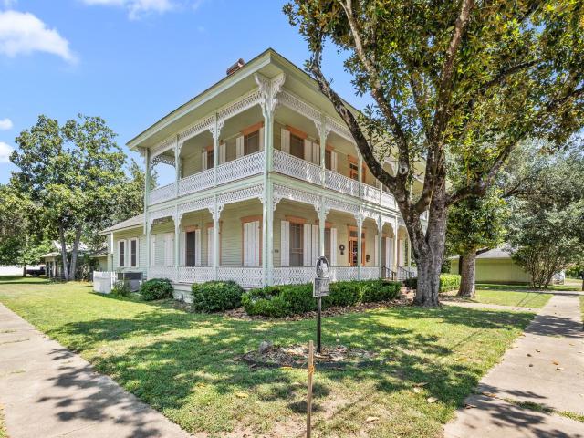 236 Preston St, Columbus, TX 78934 | MLS #44760
