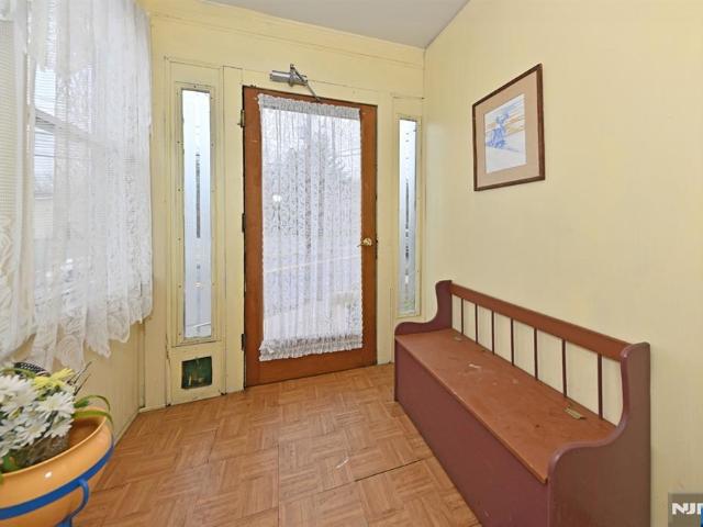 236 Rochelle Ave, Rochelle Park, NJ 07662 | MLS #26011 | Compass