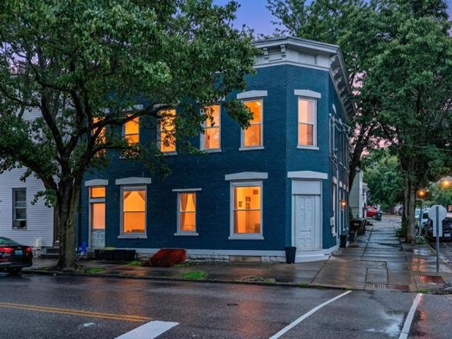 236 W 9th St, Newport, KY 41071