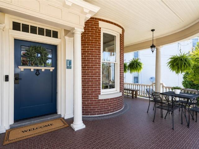 236 W Pike Street