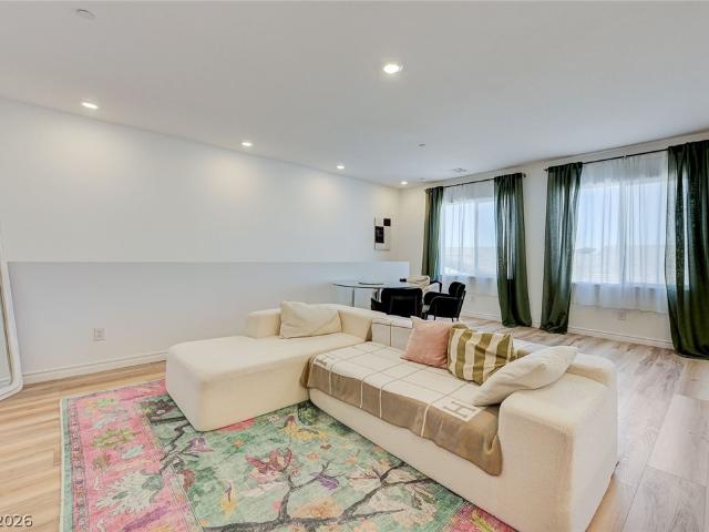 236 Walsh Peak Ave, Henderson, NV 89015 | MLS #2781 | Compass