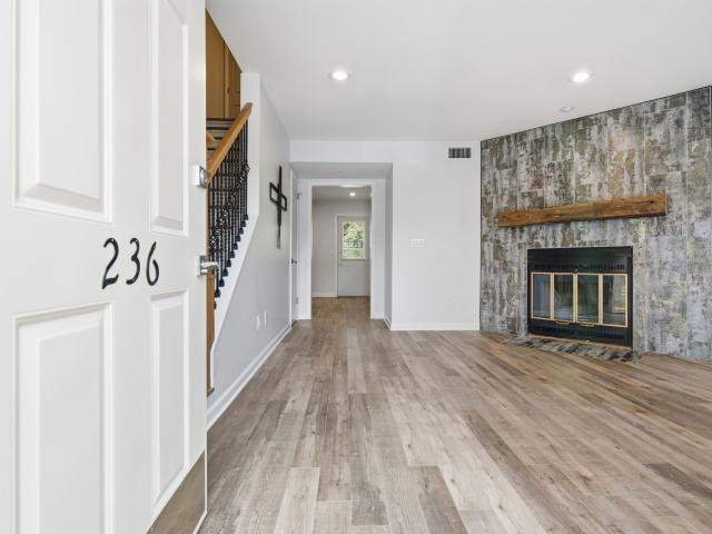 236 Thistle Ln