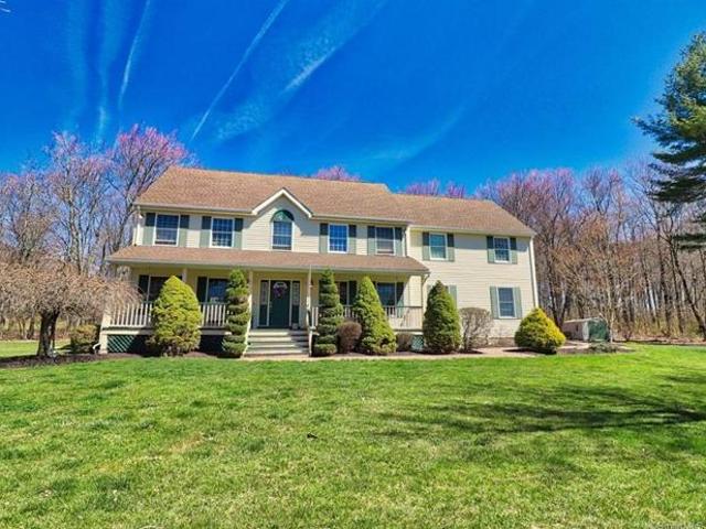 236 Valley View Rd, Thomaston, CT 06787
