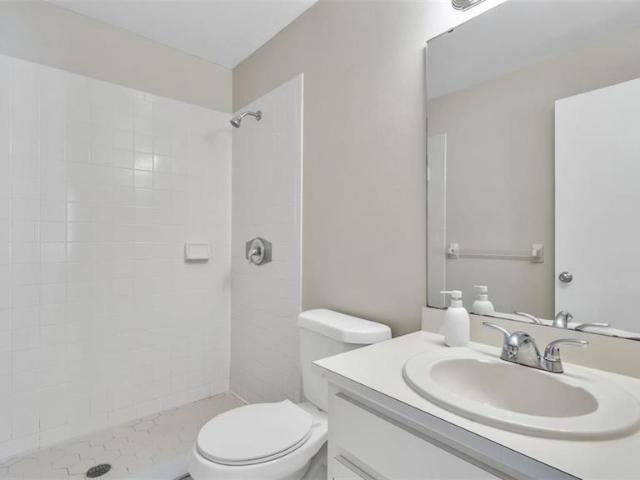 236 Village Crest Ct, Lakeland, FL 33809 | MLS #L4963
