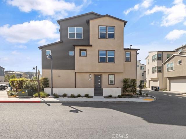 236 Yerba, Irvine, CA 92618 | MLS #OC26065 | Compass