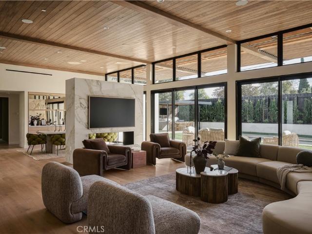 23740 Killion St, Woodland Hills, CA 91367 | MLS #TR25277