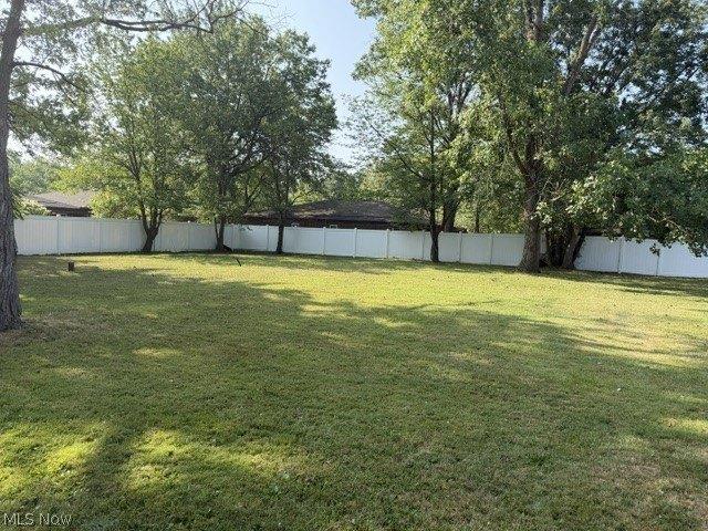 23747 Blackburn Rd, Oakwood Village, OH 44146