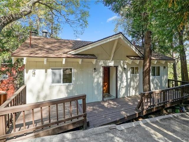 23746 Crest Forest Dr, Crestline, CA 92325