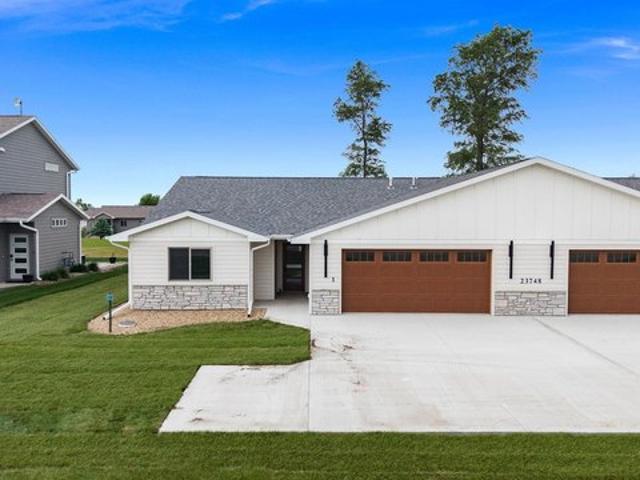 23748 A Ave Unit 1, Wentworth, SD 57075