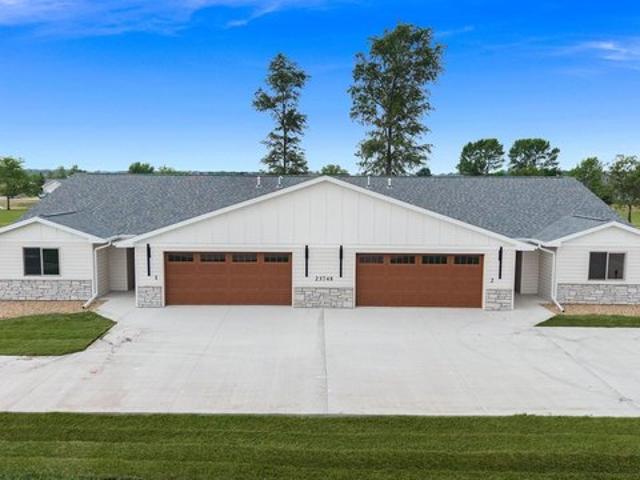 23748 A Ave Unit 2, Wentworth, SD 57075
