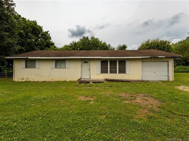 2374 N Nolan Dr, Salem, IN 47167
