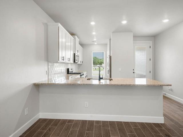 2375 Clubhouse Drive