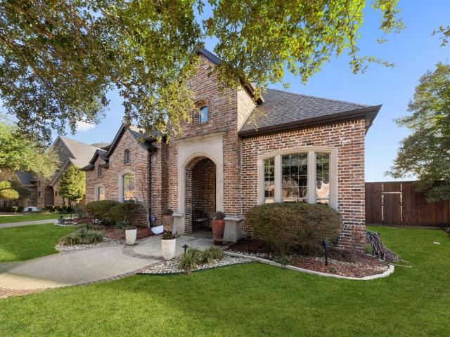 2375 Lake Forest Drive