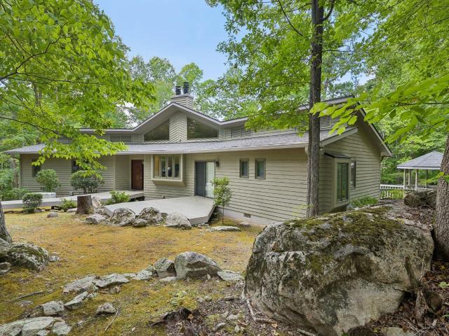 2375 Lamont Norwood Road