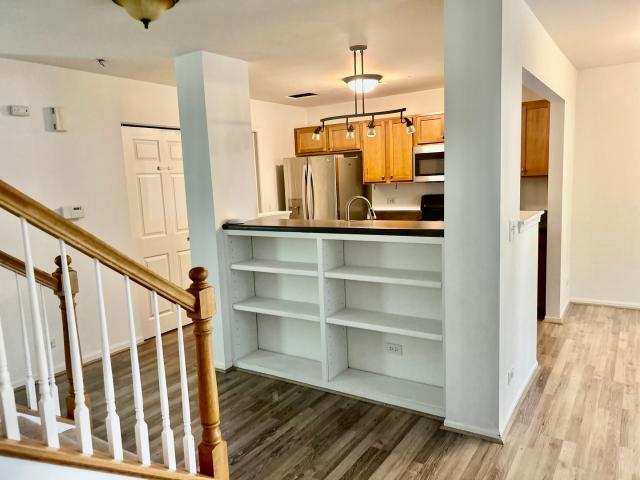 2375 Stoughton Circle