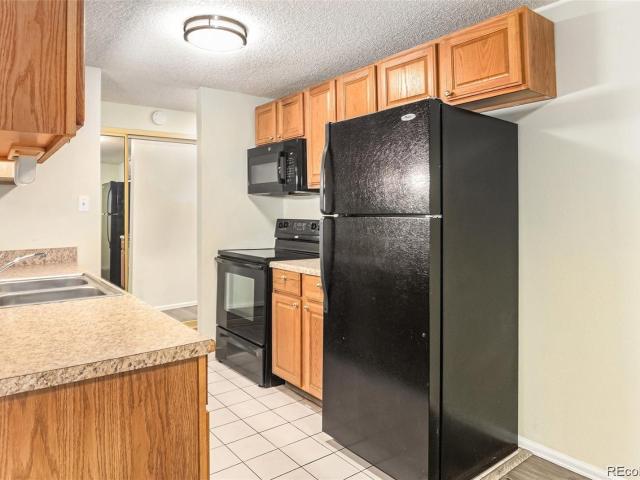 2375 S Linden Ct, Unit 201, Denver, CO 80222 | MLS #1872