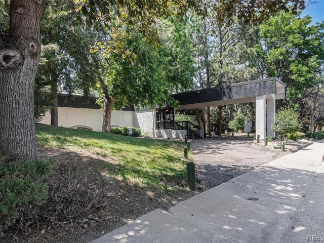2375 S Linden Court # 201
