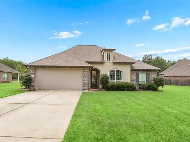 23768 Goose Point Dr, Ponchatoula, LA 70454
