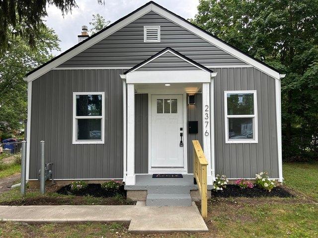 2376 Bancroft St, Columbus, OH 43211