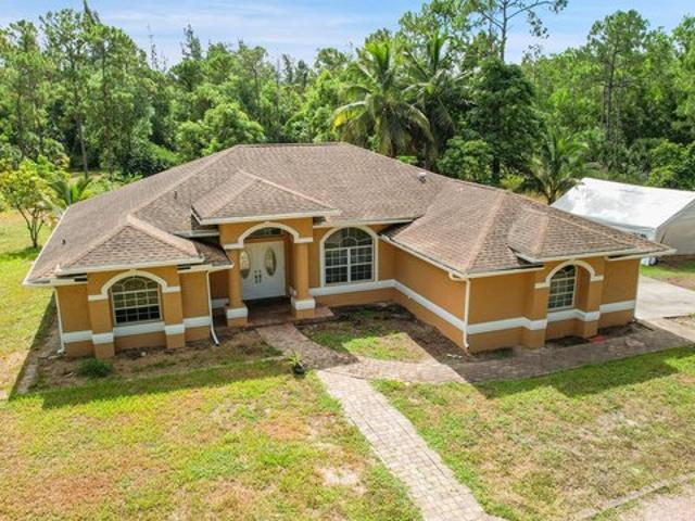 2376 Fawn Dr, Loxahatchee, FL 33470
