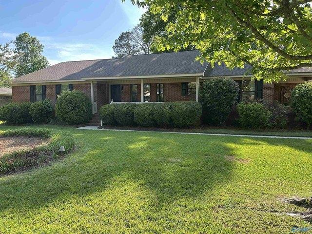2376 Powell St, Southside, AL 35907