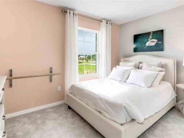 2376 Stratten Dr, Zephyrhills, FL 33541 | MLS #TB8500