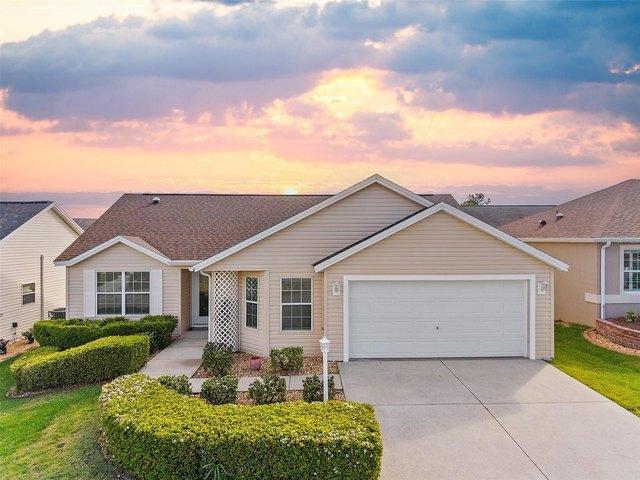 2377 Longbow Trl, The Villages, FL 32162