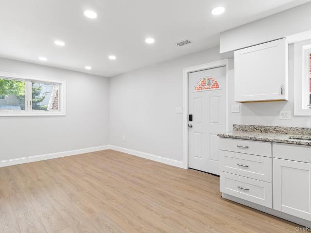2378 E 70th Street