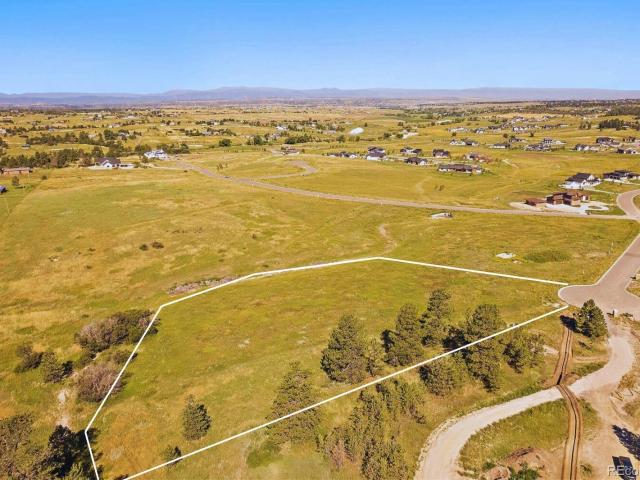 2379 Fox View Trail