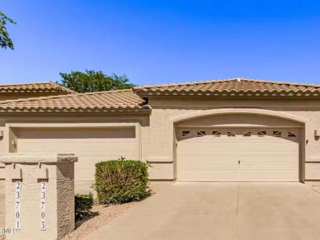 23705 S Pleasant Way, Sun Lakes, AZ 85248 MLS 6705635